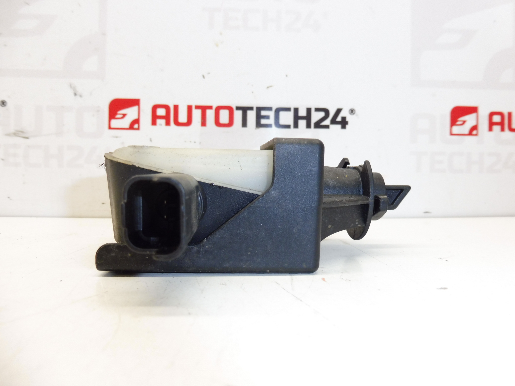 Zámek víčka nádrže Citroën Peugeot 9658236780 9660019180 | AUTOTECH24.cz