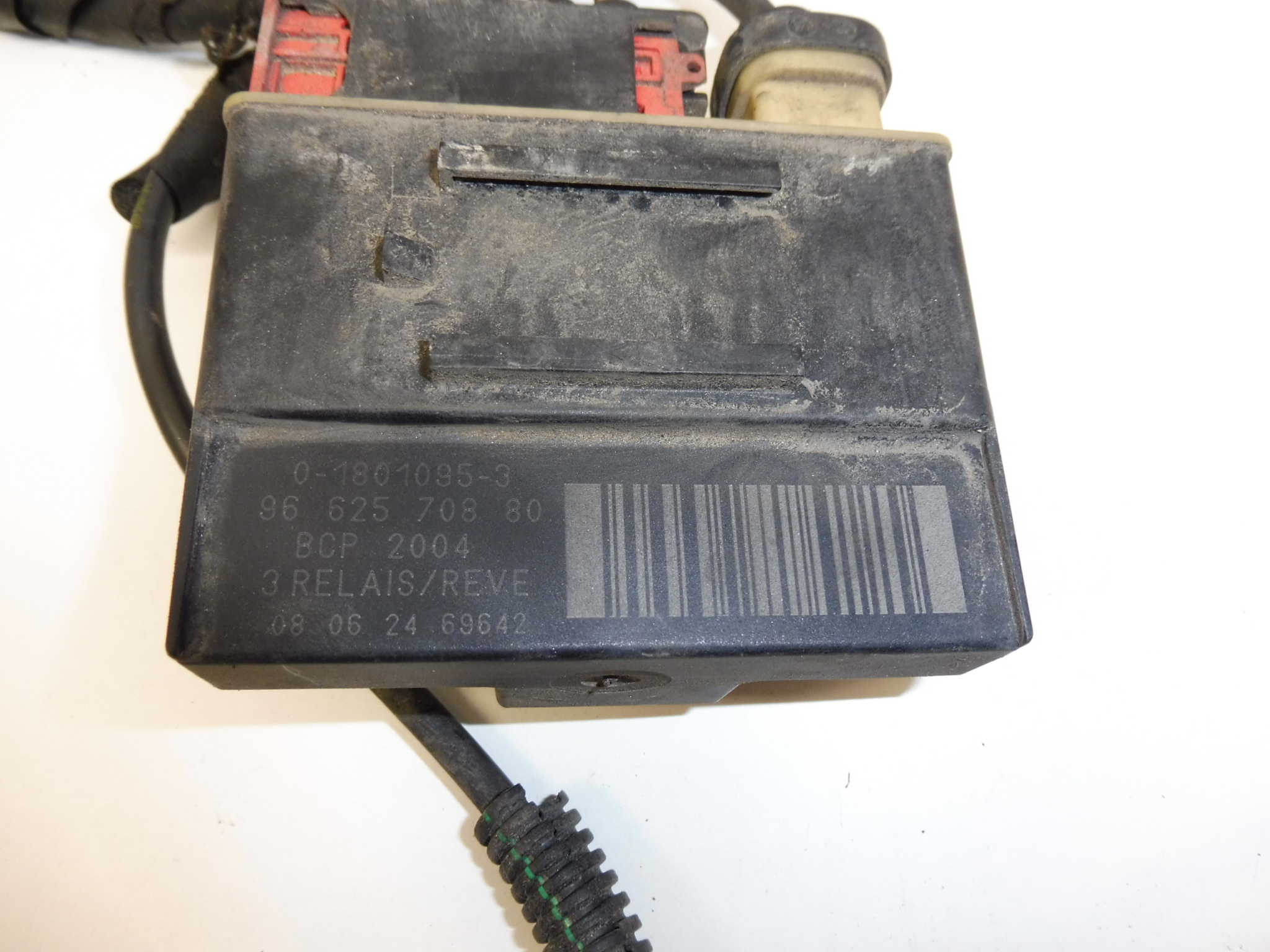 Relé s kabeláží Citroën Peugeot 9662570880 6500EJ | AUTOTECH24.cz